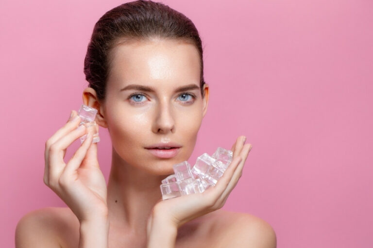 Chườm đá lên mặt có tác dụng gì? Cách làm đẹp hiệu quả
